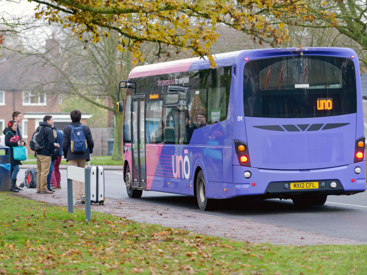 Transport links between London and Cranfield via Milton Keynes ...
