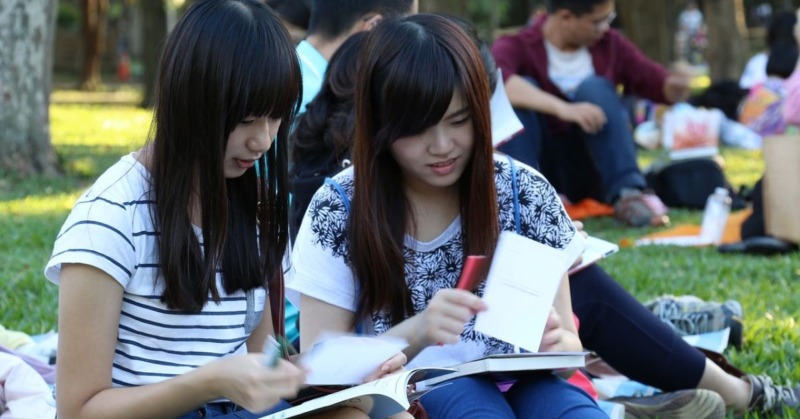 Introducing... W - Bloomberg's Security Worksheet function - Cranfield ...